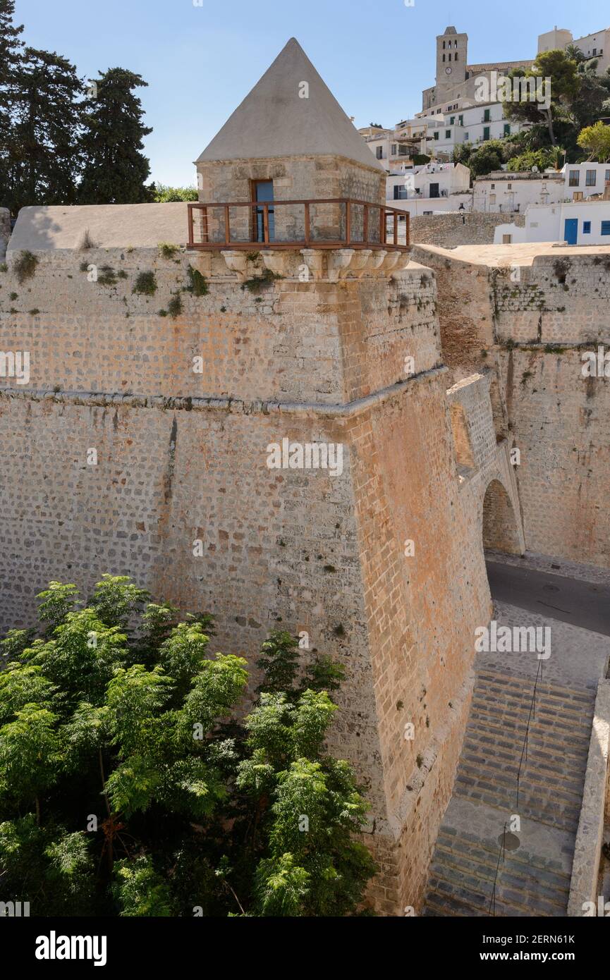 Old wall ibiza hi-res stock photography and images - Alamy