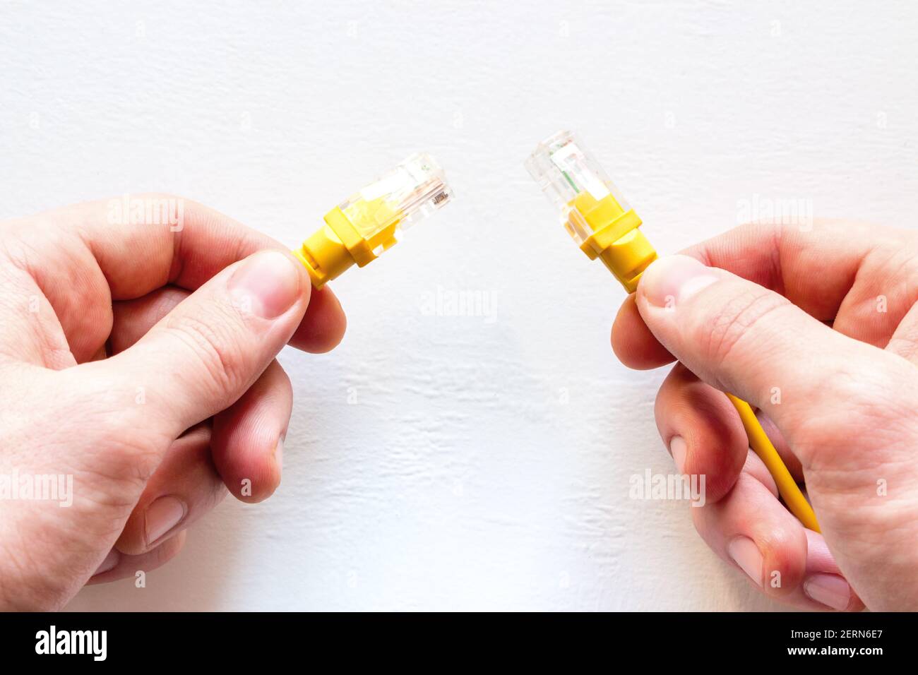 Internet cabel hi-res stock photography and images - Alamy