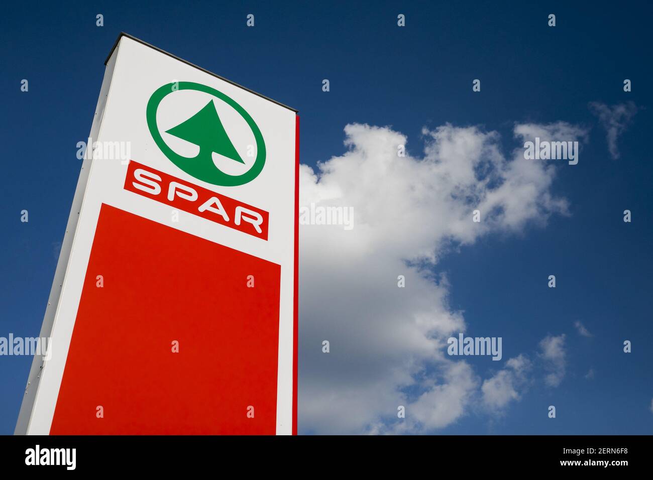 A logo sign outside of a SPAR retail grocery store in Vienna, Austria ...
