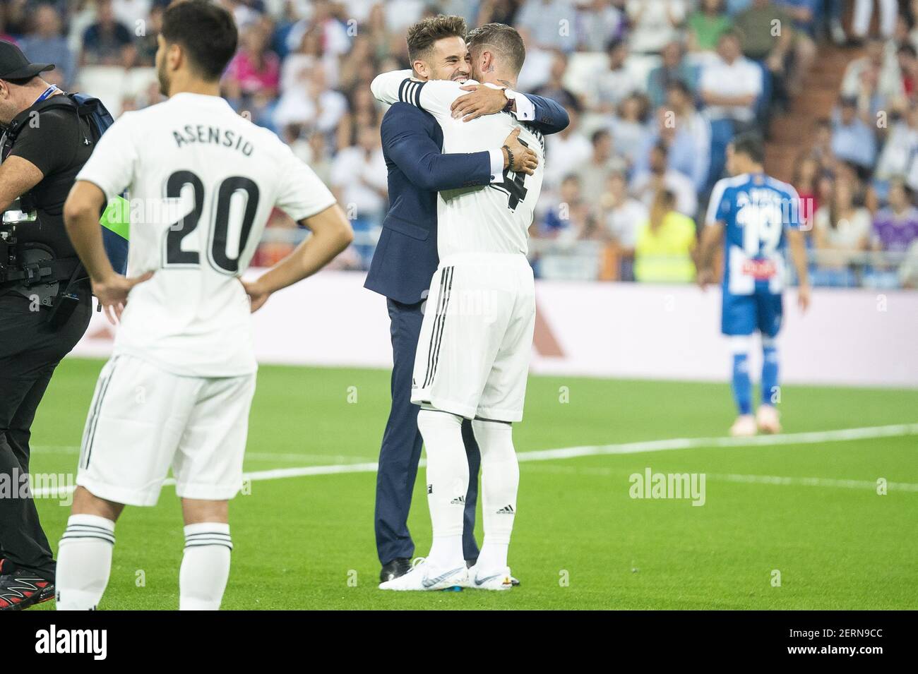 Spanish canoeist Carlos Garrote and Sergio Ramos before La Liga match ...