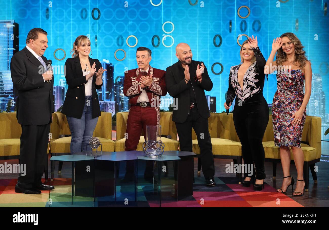 MIAMI, FL - SEPT 20: Don Francisco, Rosie Rivera, Pedro Rivera, Lupillo ...