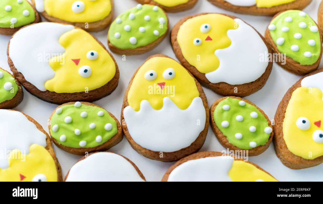 Iced biscuits hi-res stock photography and images - Alamy