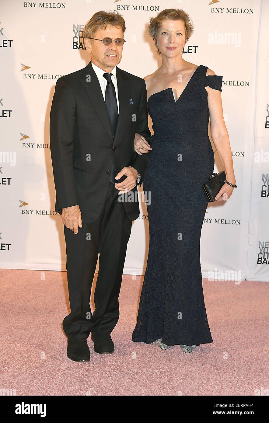 Lisa Rinehart Dancer