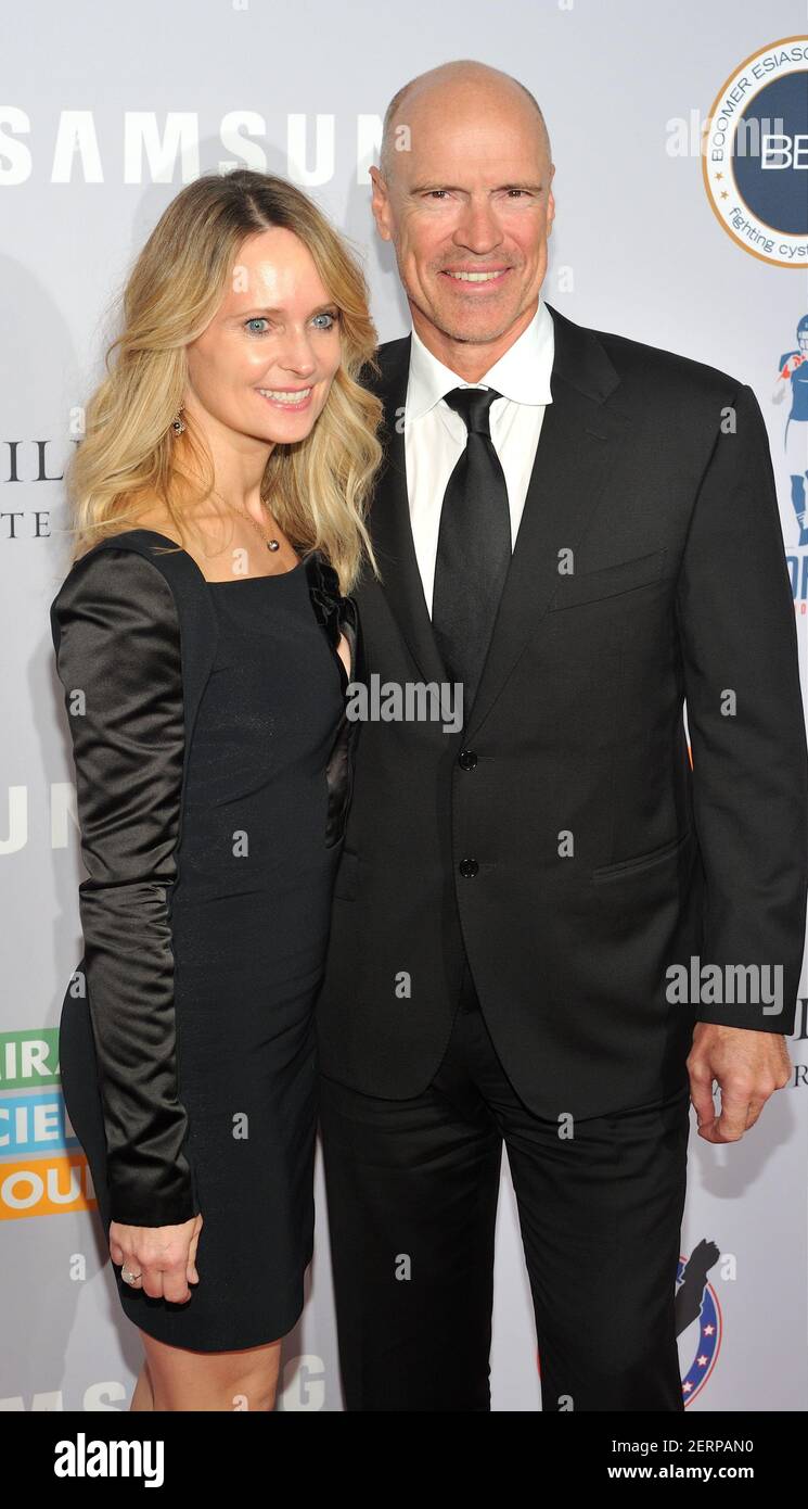 L-R: Kim Clark and NHL Hall of Fame player Mark Messier attend the 17th ...