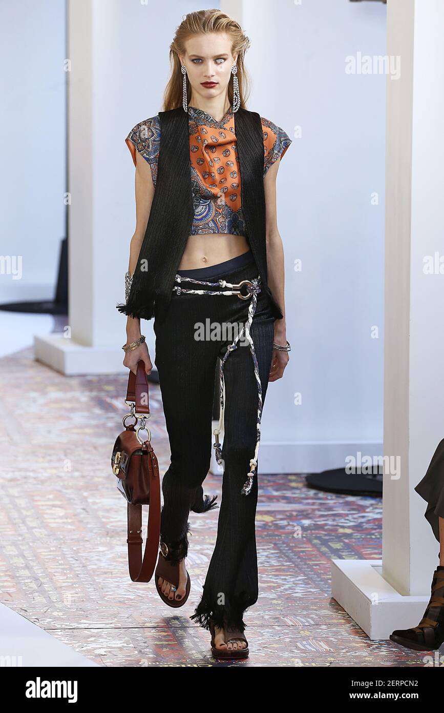 Model Sarah Dahl walks on the runway during the Chloé Fashion Show ...