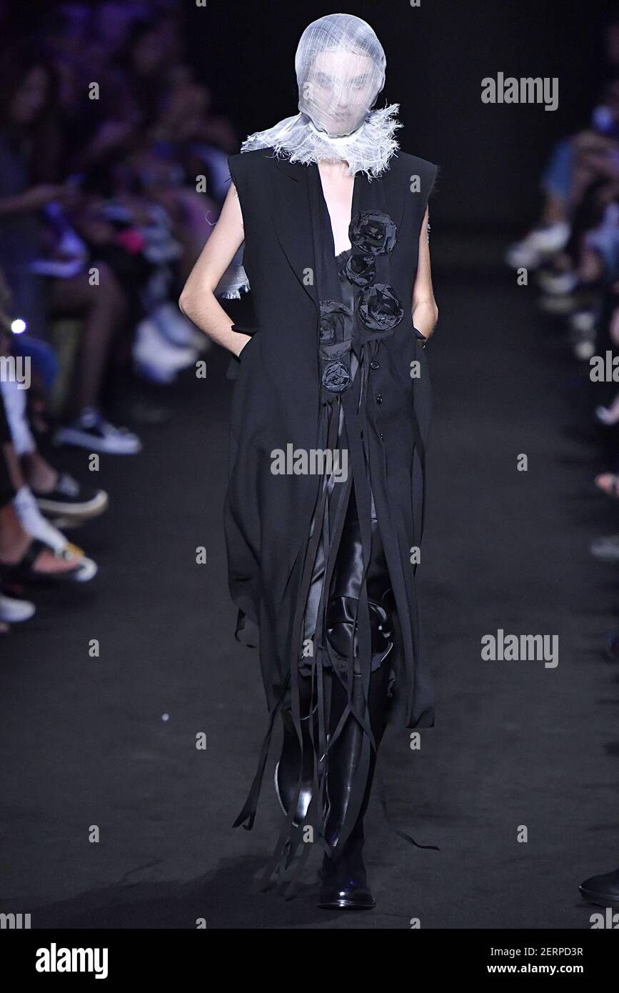 Model Hannah Claverie walks on the runway during the Ann Demeulemeester ...