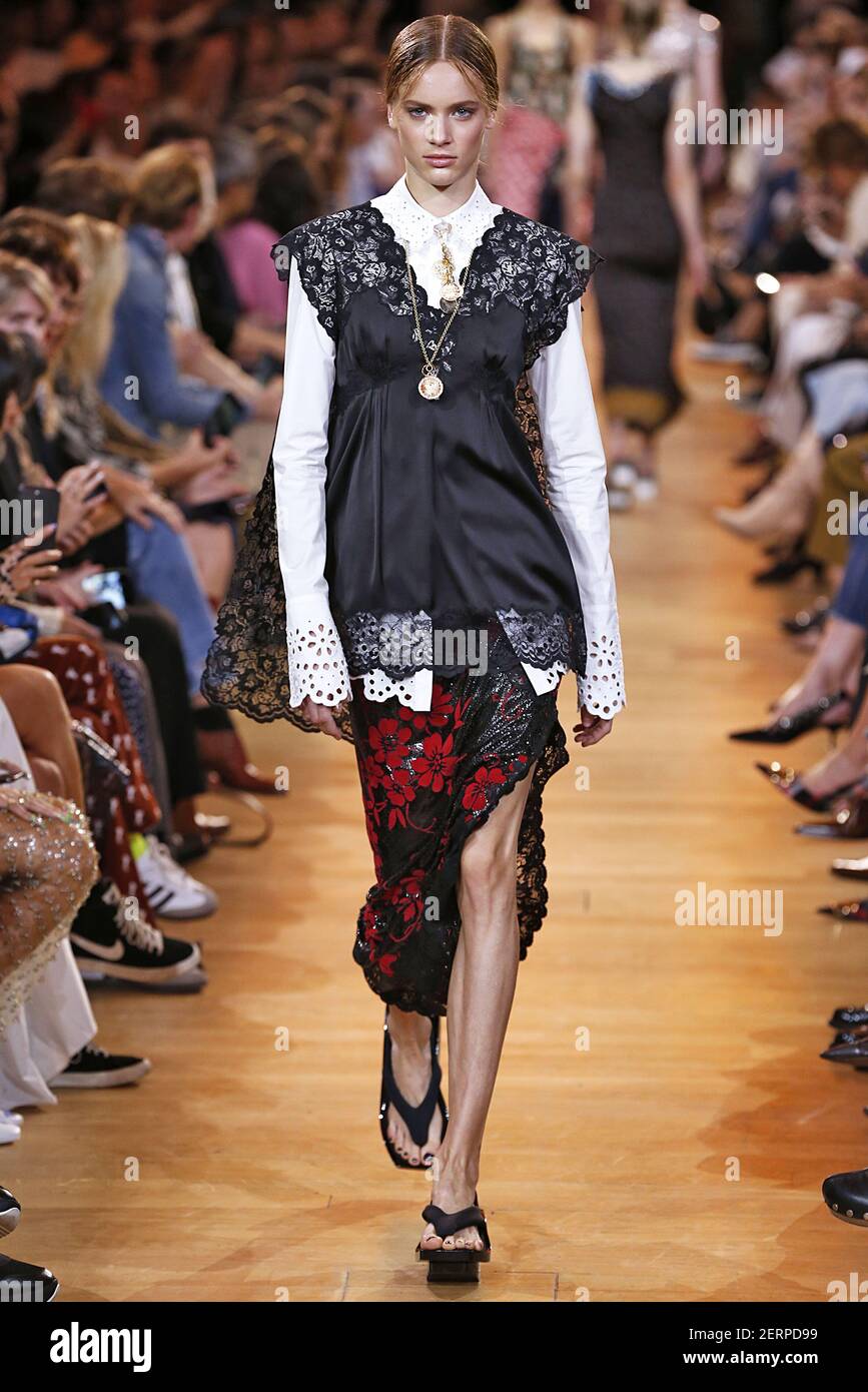 Model Sarah Dahl walks on the runway during the Paco Rabanne Fashion ...