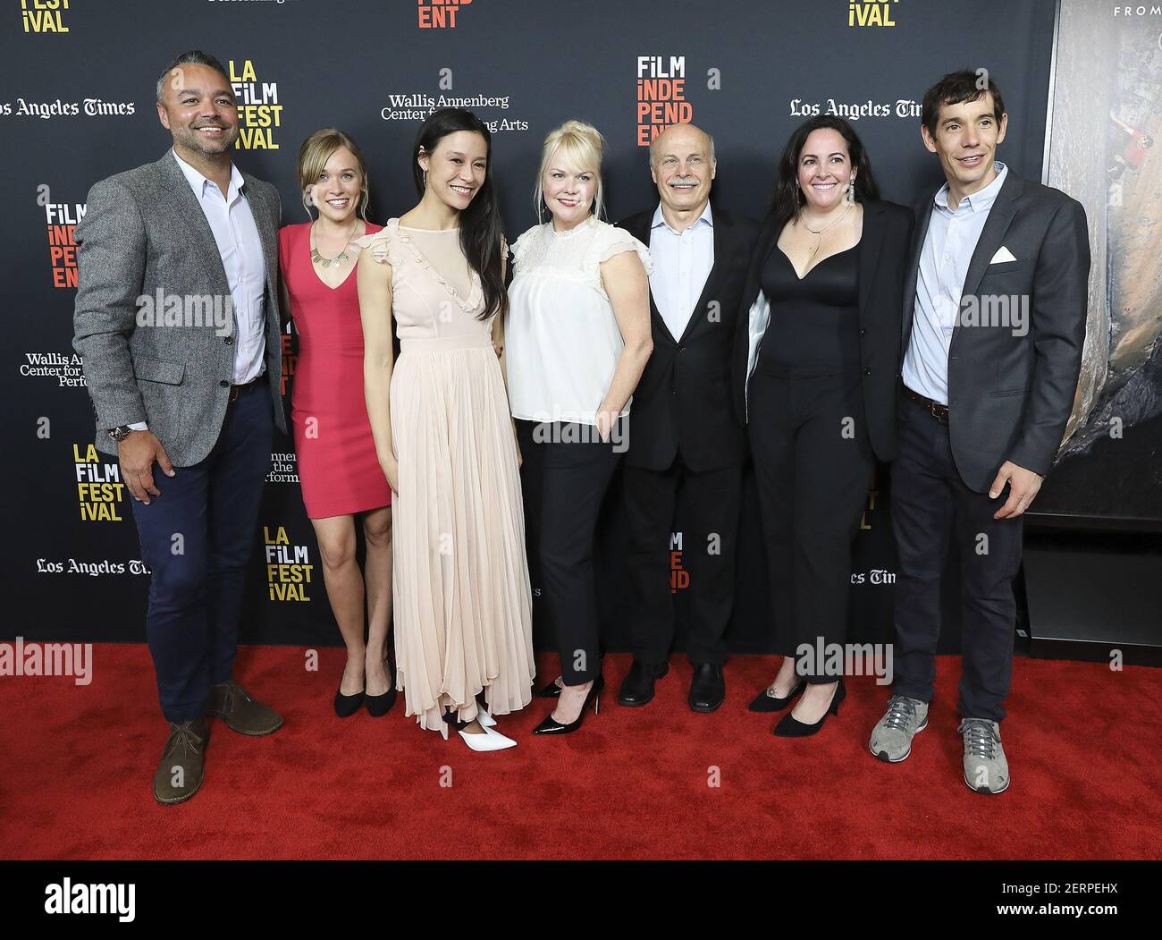 BEVERLY HILLS - SEPTEMBER 27: Evan Hayes, Sanni McCandless, Elizabeth ...