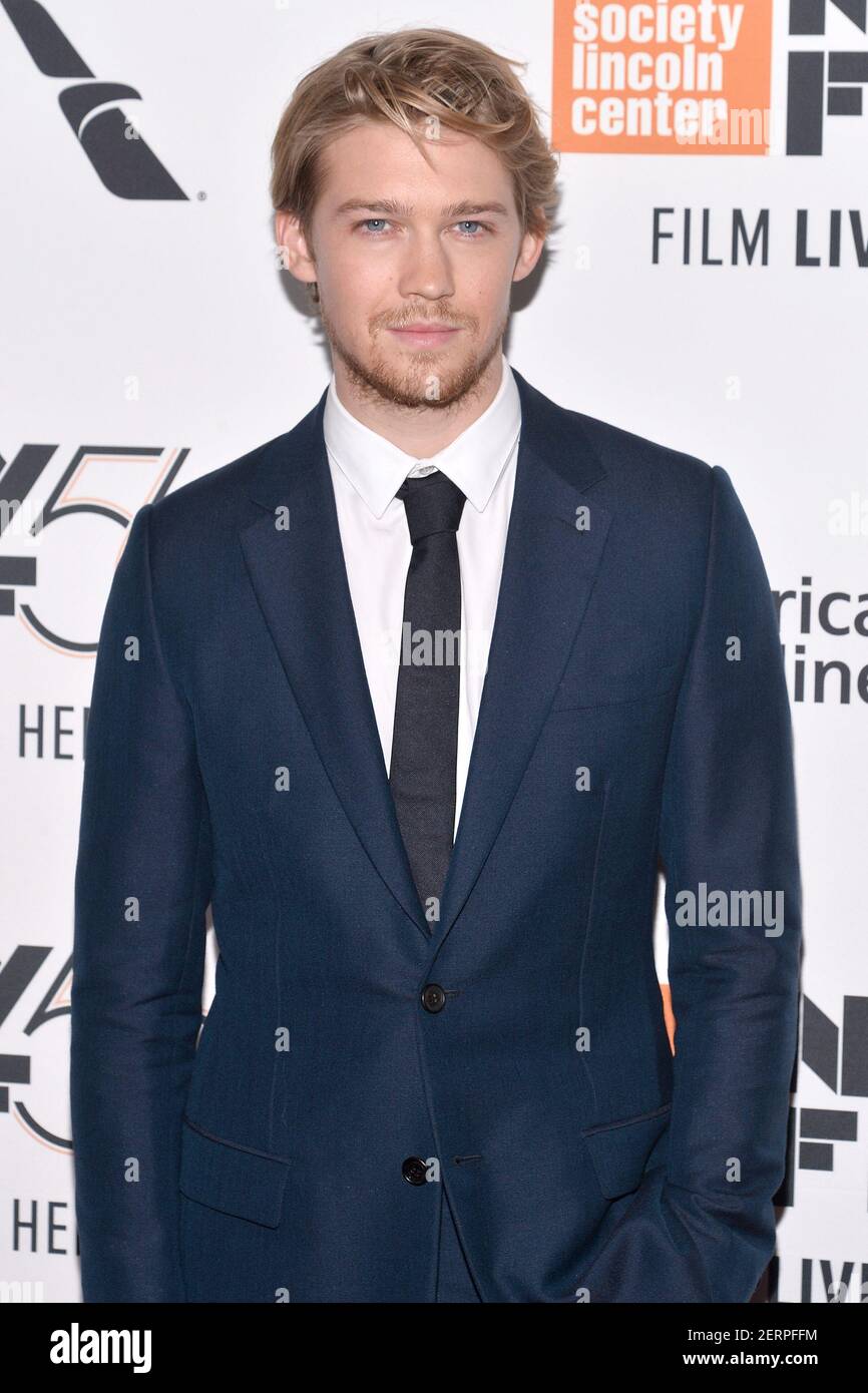 Actor Joe Alwyn attends the premiere of 'The Favourite' on opening ...