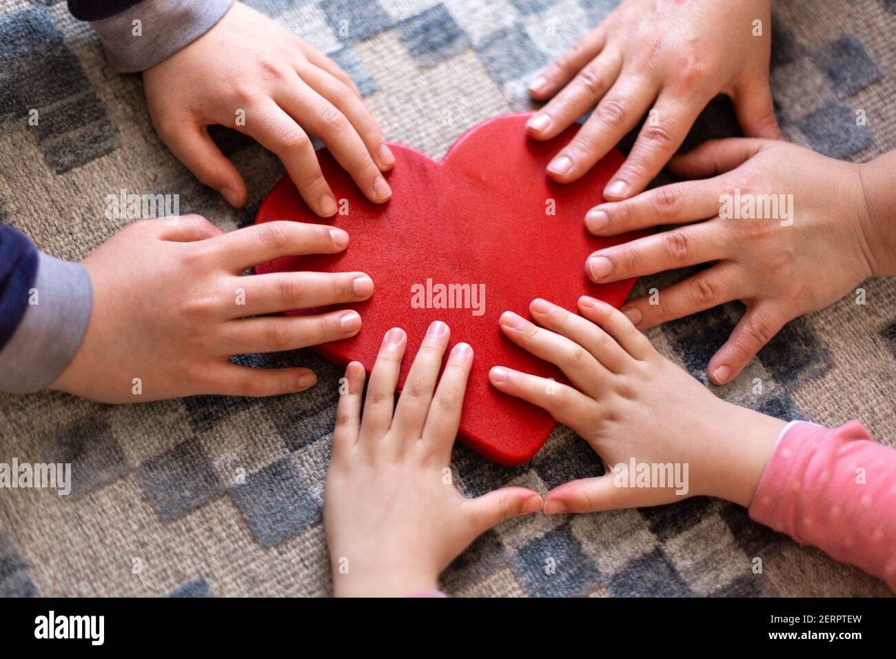 Many hands hi-res stock photography and images - Alamy