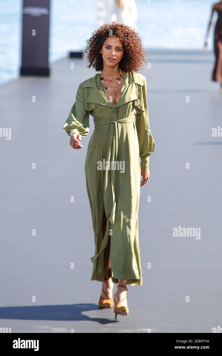 Noémie Lenoir walks the L'Oréal Fashion Show runway during Paris ...