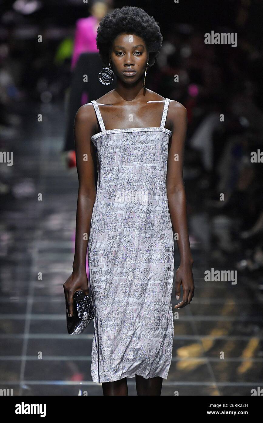 Model Elecia Gordon walks on the runway during the Balenciaga Fashion ...