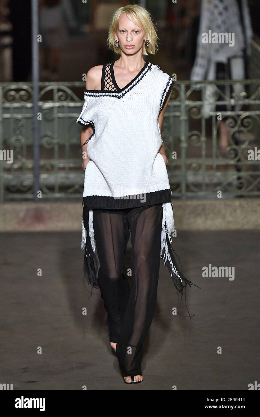 Lili Sumner walks on the runway during the Sonia Rykiel Fashion Show ...