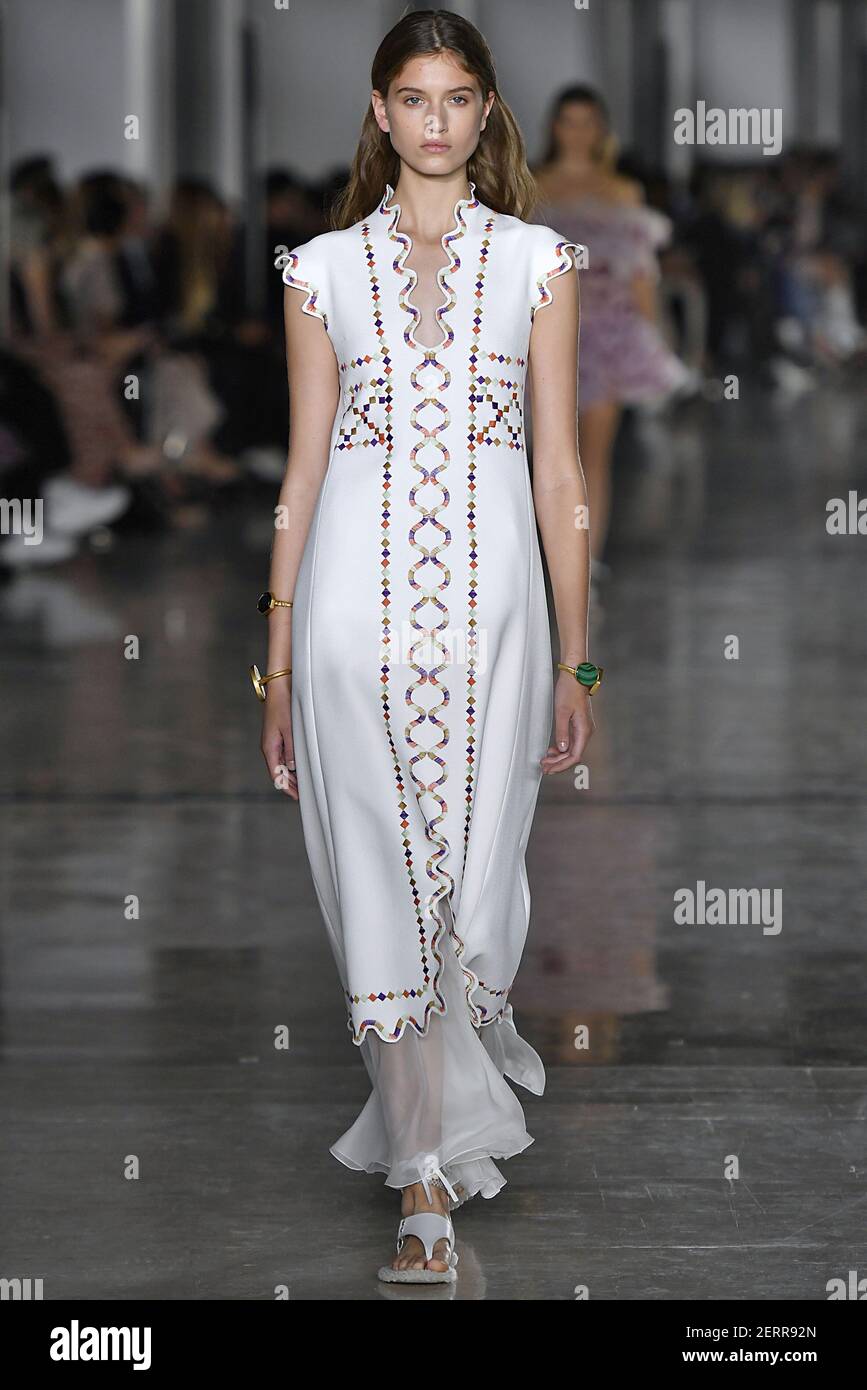 Model Altyn Simpson walks on the runway during the Giambattista Valli ...