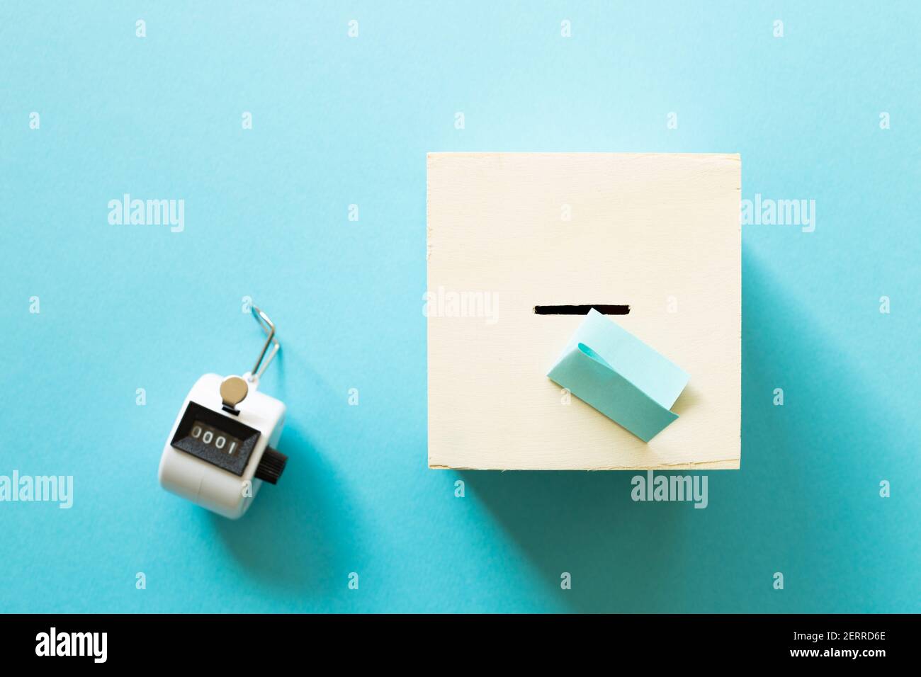 Number clicker hi-res stock photography and images - Alamy