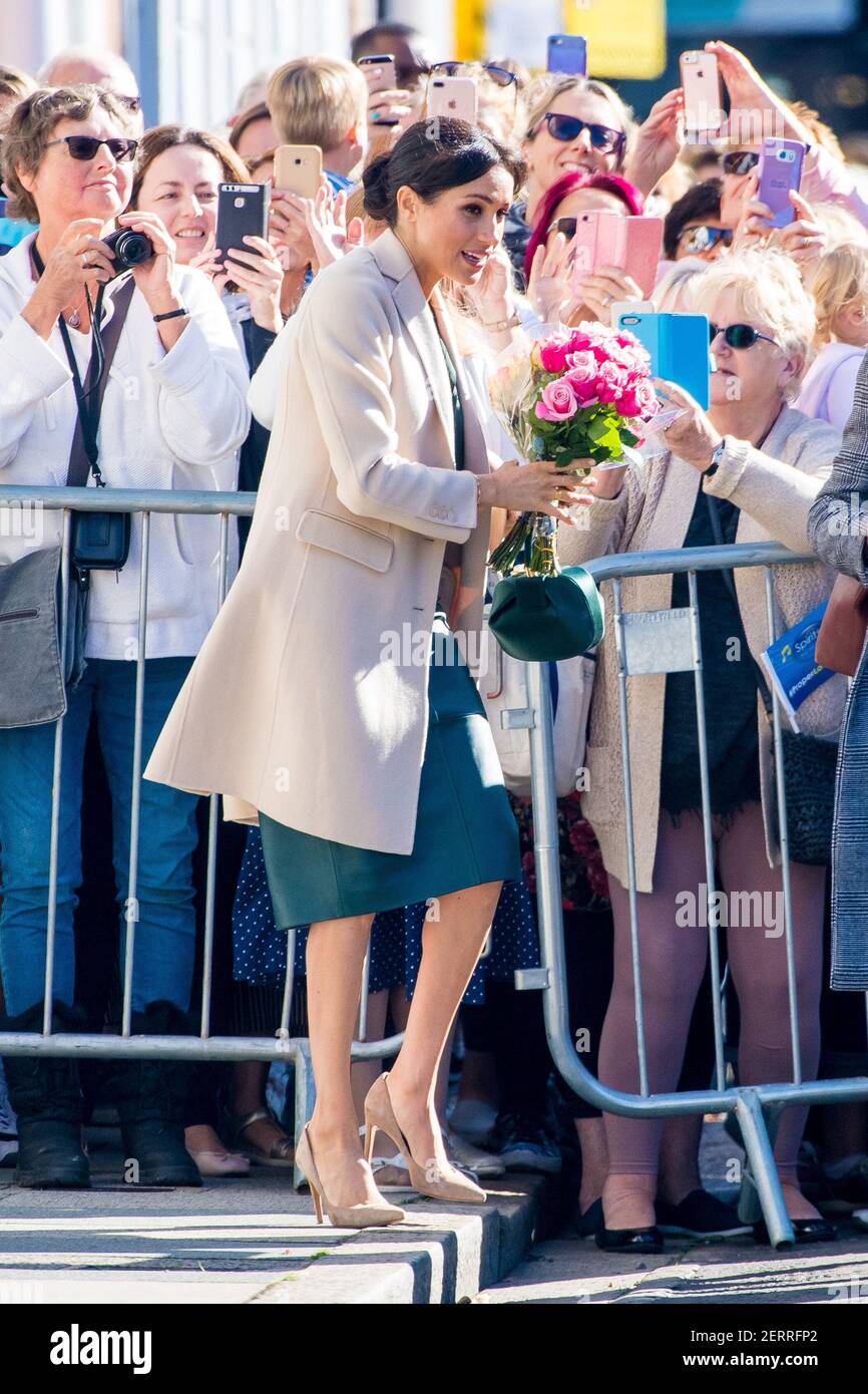 Prince Harry and Meghan Markle, Duke and Duchess of Sussex greet public ...
