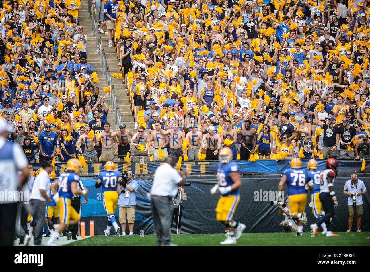 October 6th, 2018: Pitt Fans during the Pitts Panthers vs Syracuse ...