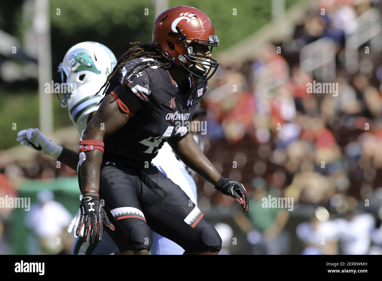 October 6, 2018: Cincinnati Bearcats DE Malik Vann during an NCAA ...