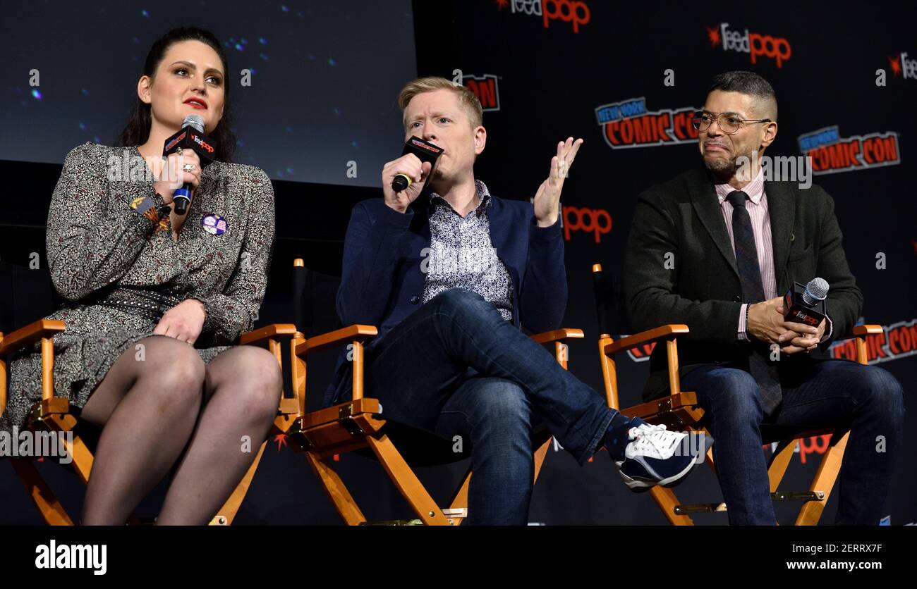 L-R: Actors Mary Chieffo, Anthony Rapp and Wilson Cruz attend the Star ...