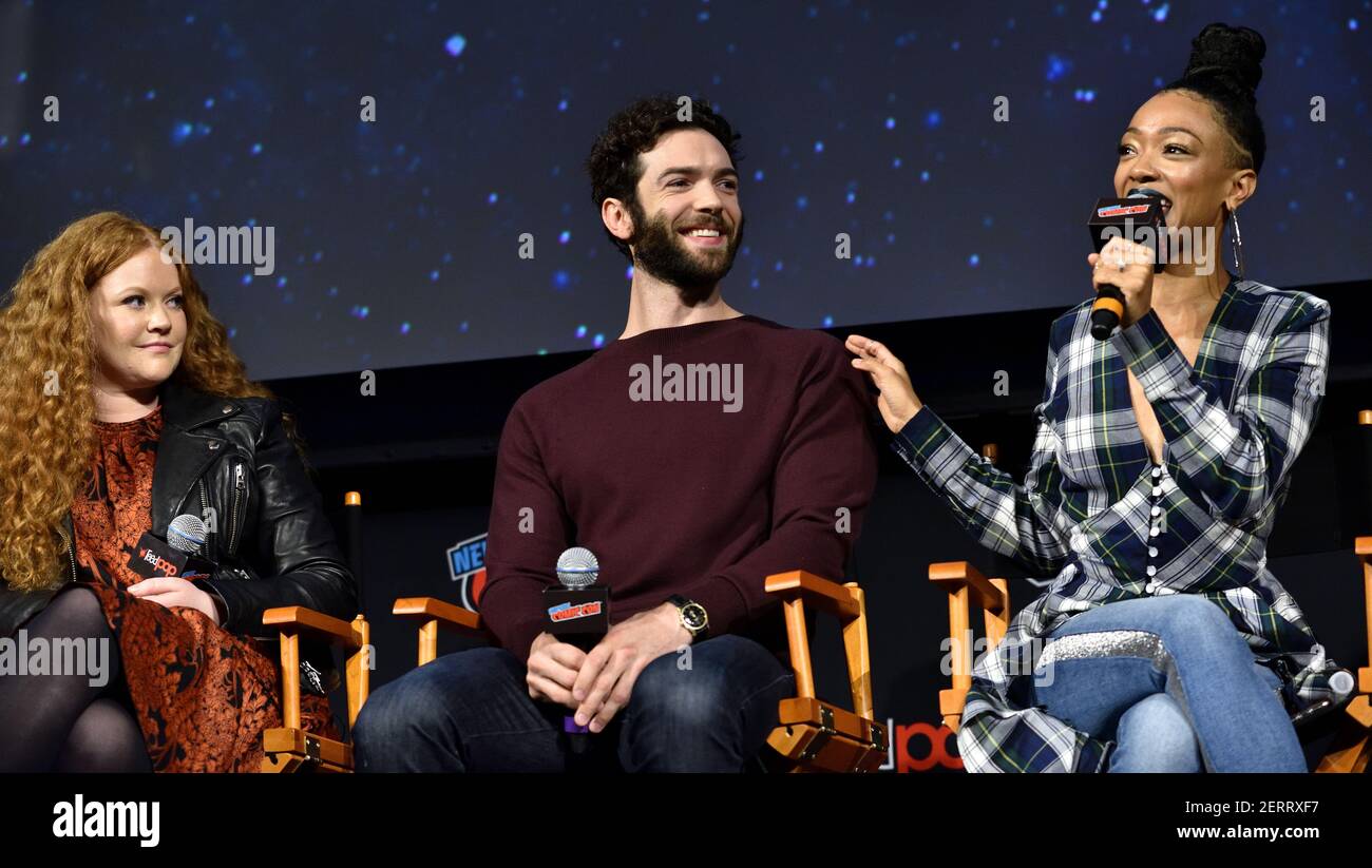 L-R: Actors Mary Wiseman, Ethan Peck and Sonequa Martin-Green attend ...