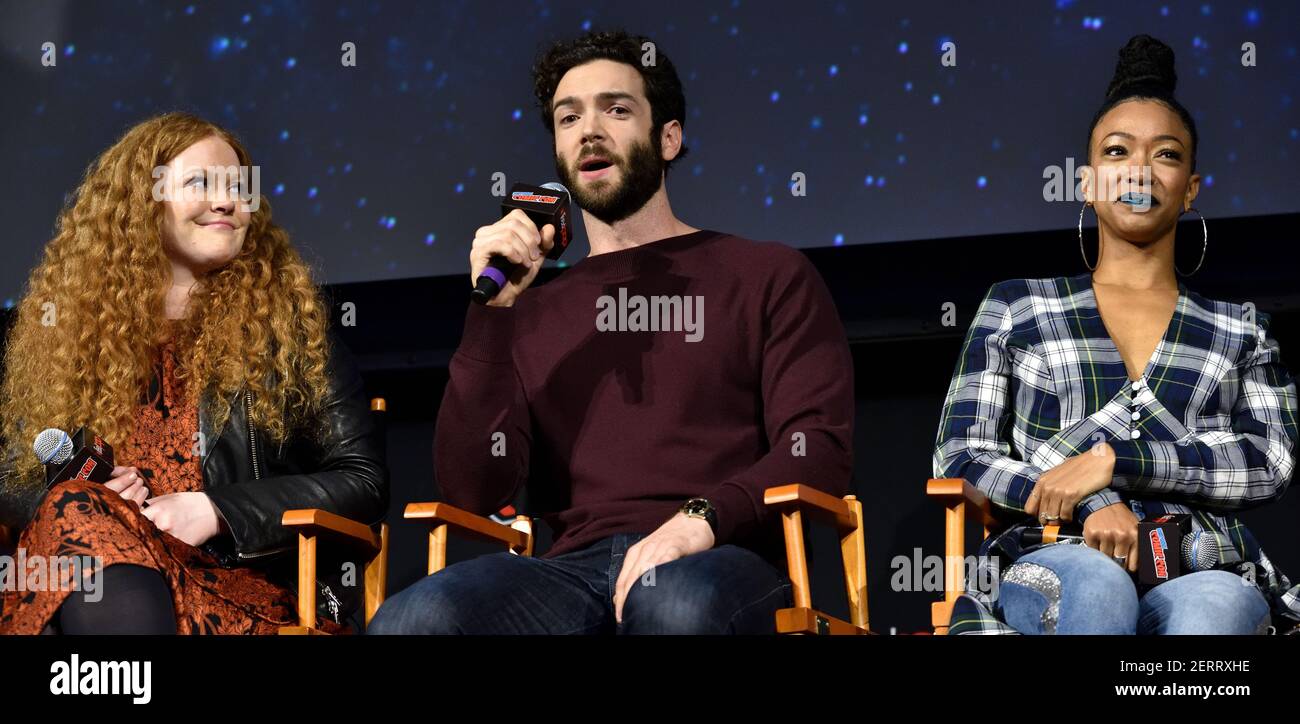 L-R: Actors Mary Wiseman, Ethan Peck and Sonequa Martin-Green attend ...