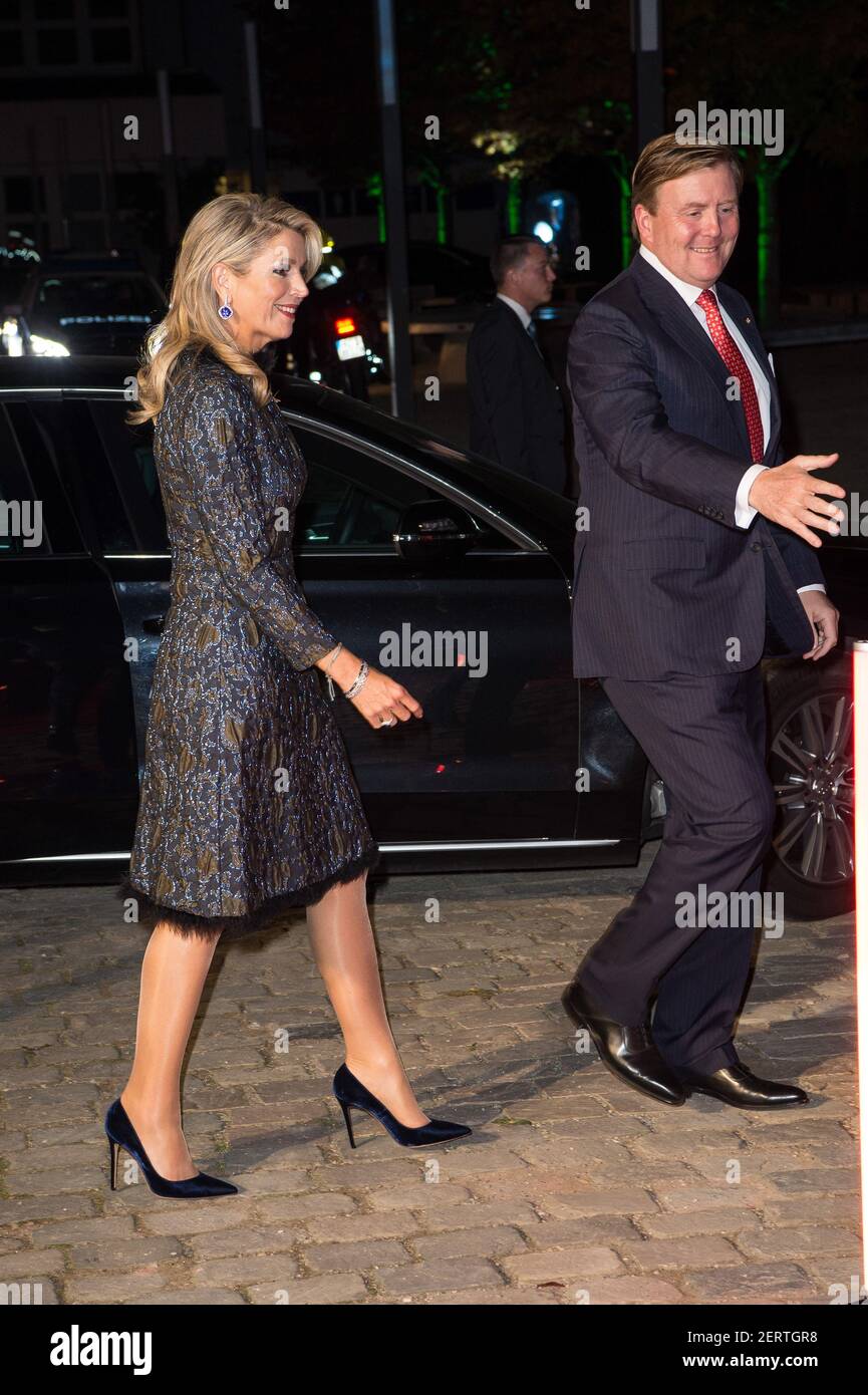 King Willem-Alexander and Queen Maxima during a trade dinner with Prime ...