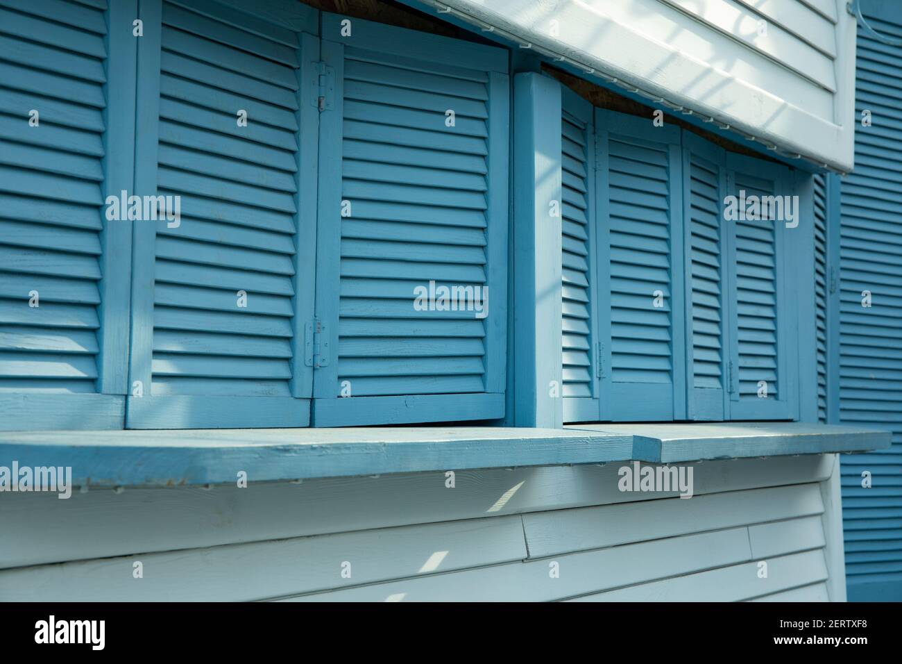 Closed wooden bar counter in restaurant outdoor Stock Photo - Alamy