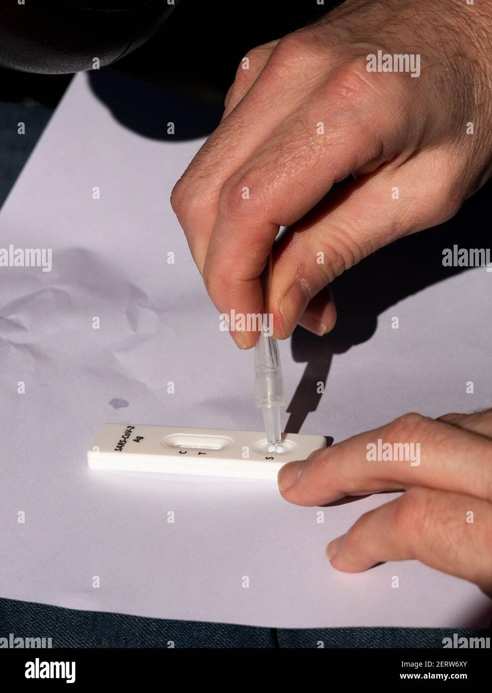 Covid 19 self testing hi-res stock photography and images - Alamy