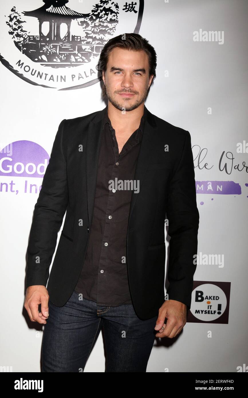 LOS ANGELES - OCT 16: Rob Mayes at the Women Empowering Women - The ...