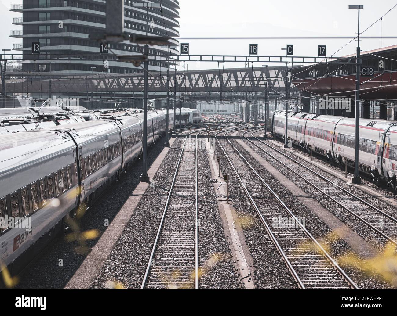 Overhead rail power lines hi-res stock photography and images - Alamy