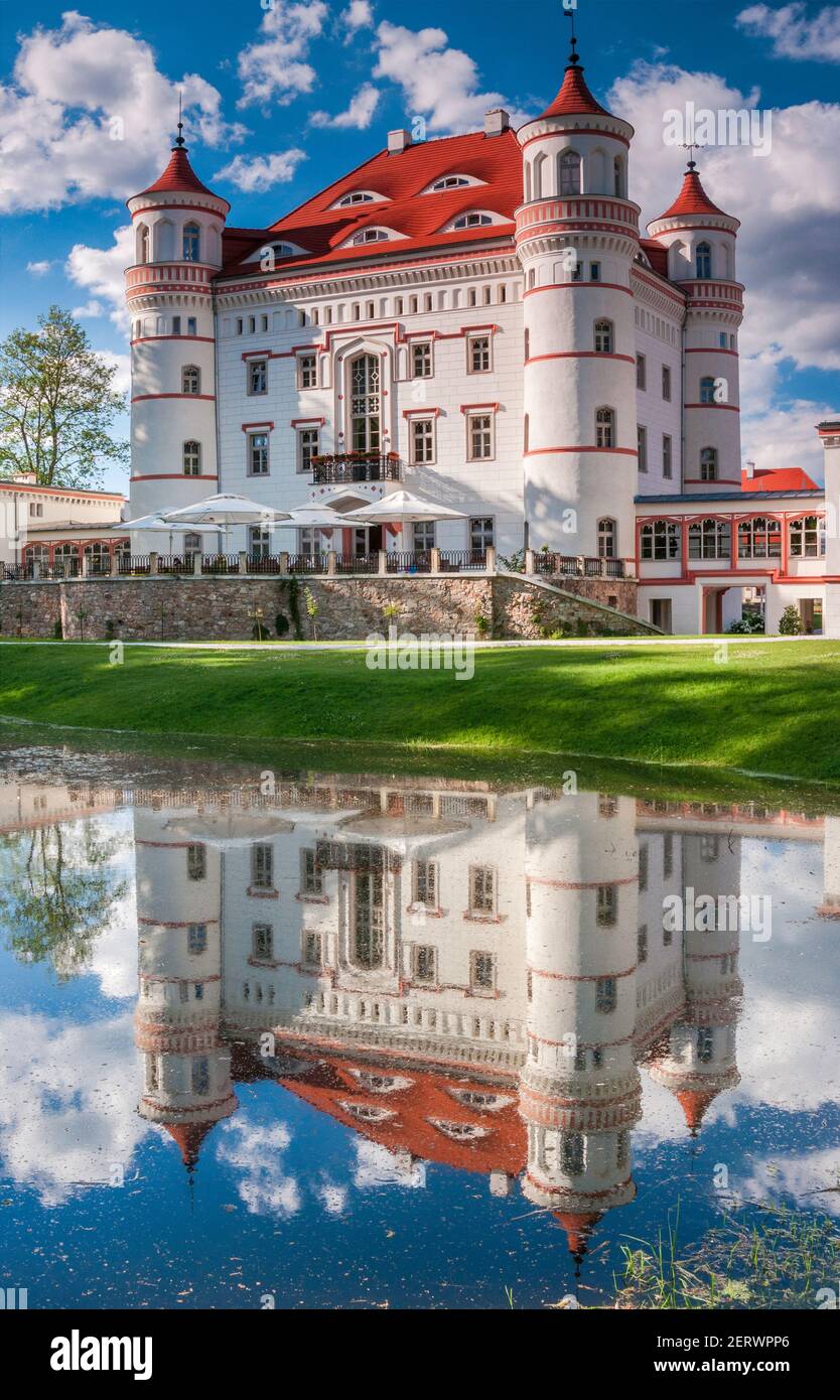 Wojanów Palace, hotel, Valley of Palaces and Gardens, near Jelenia Góra ...