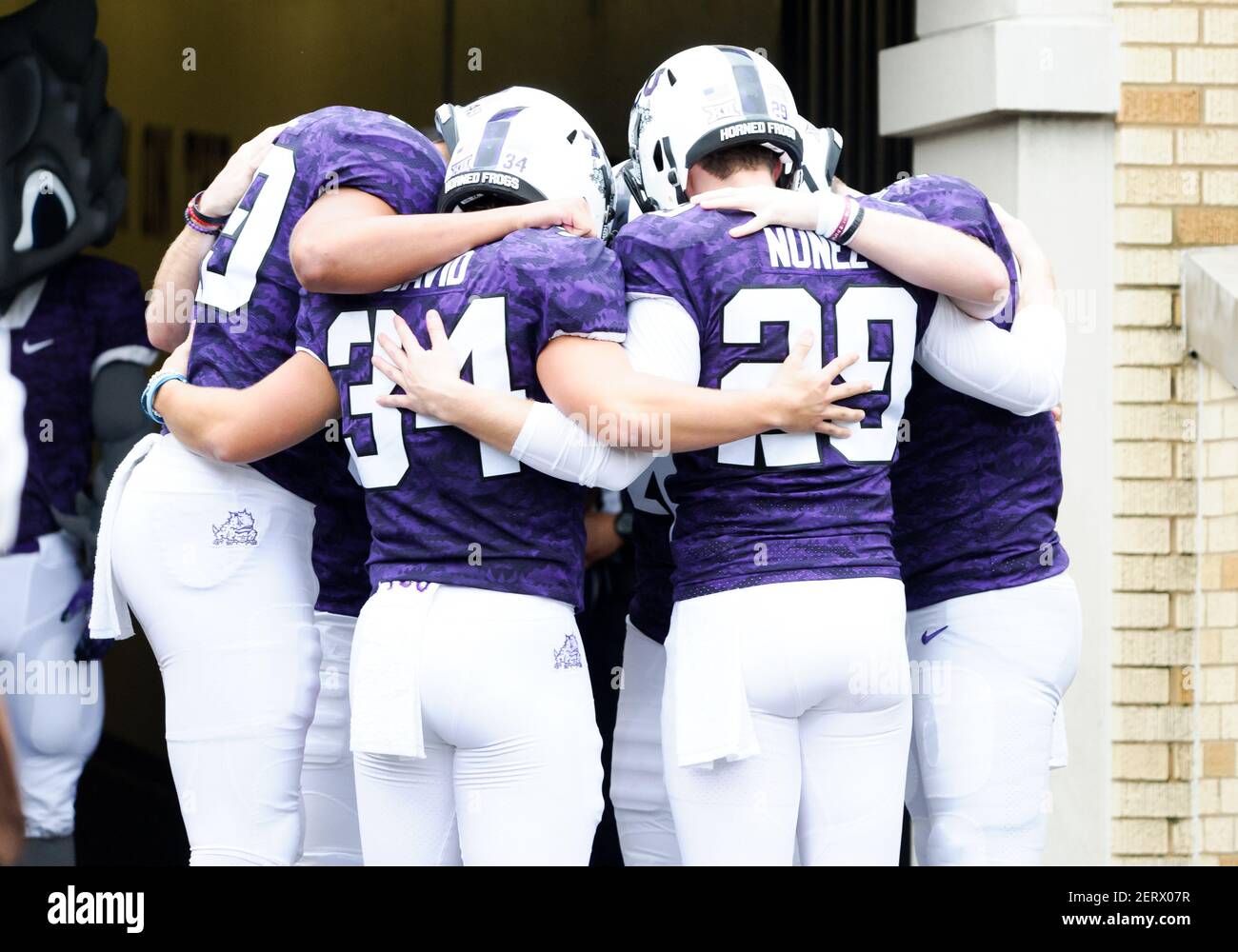 David carter in action hi-res stock photography and images - Alamy