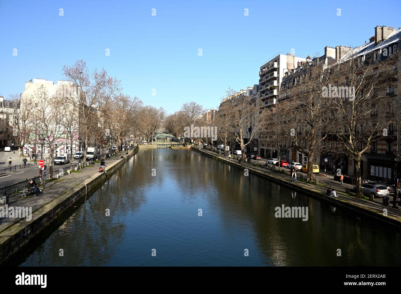 Paris canal martin underground hi-res stock photography and images - Alamy
