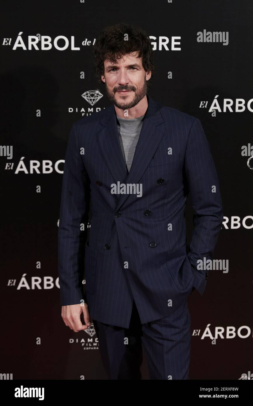 Daniel Grao attends to 'El Arbol de la Sangre' premiere at Capitol ...