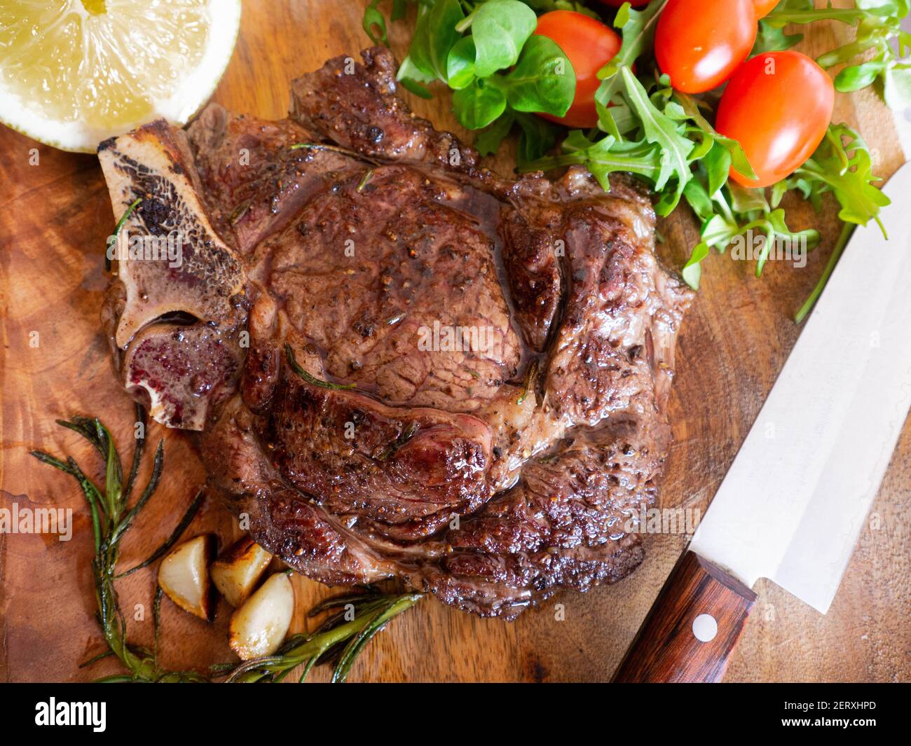 Cooked beef steak hi-res stock photography and images - Alamy