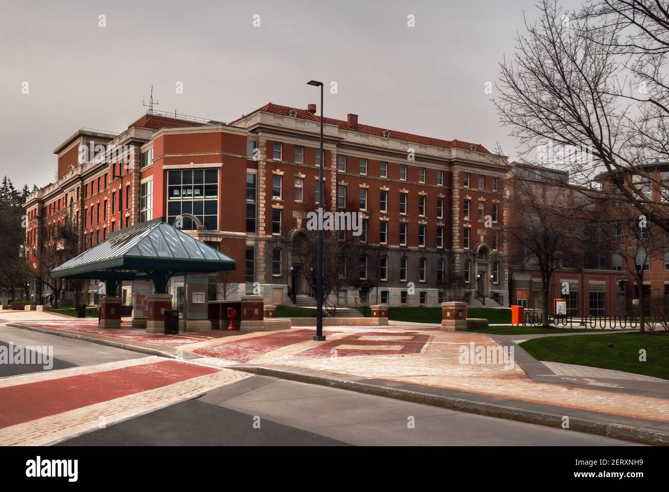 Prestige buildings hi-res stock photography and images - Alamy