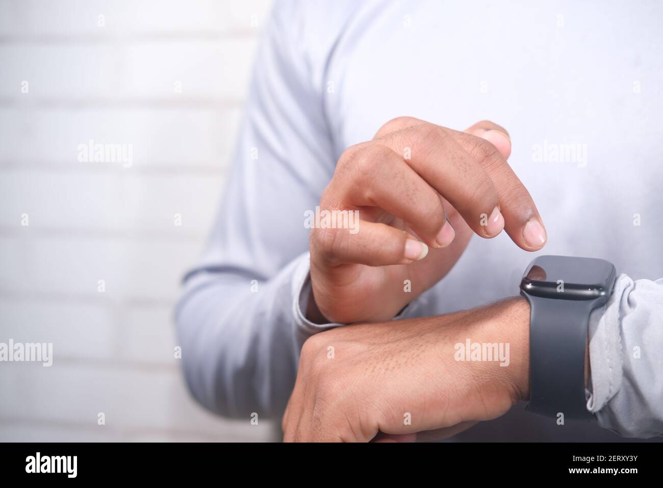 Mans hand smart watch hi-res stock photography and images - Alamy