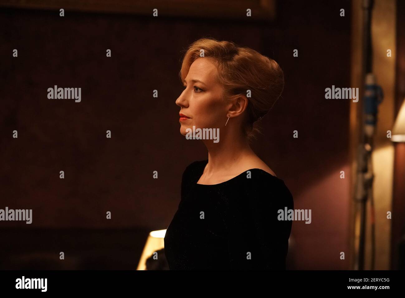 CARRIE COON in THE NEST (2020), directed by SEAN DURKIN. Credit ...