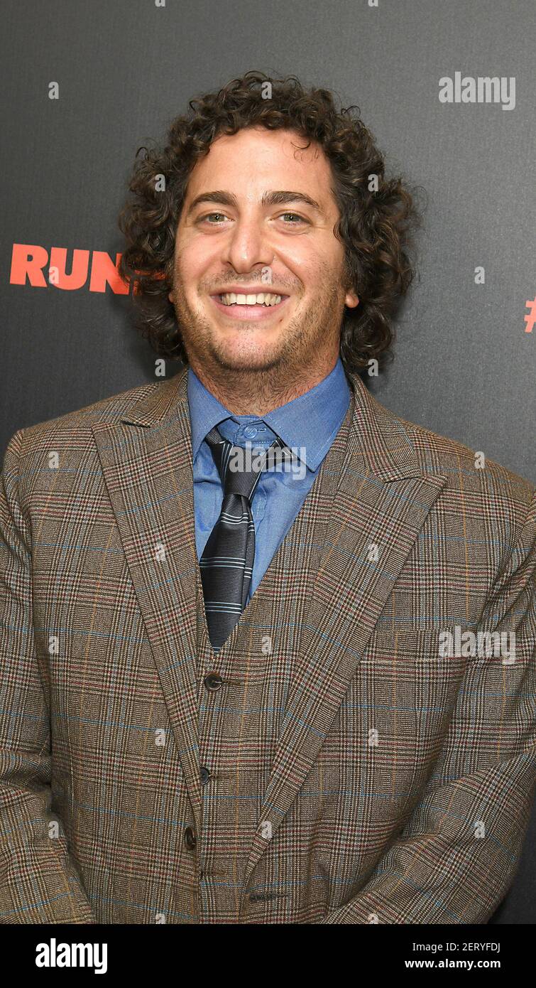 Oliver Cooper Runner Runner