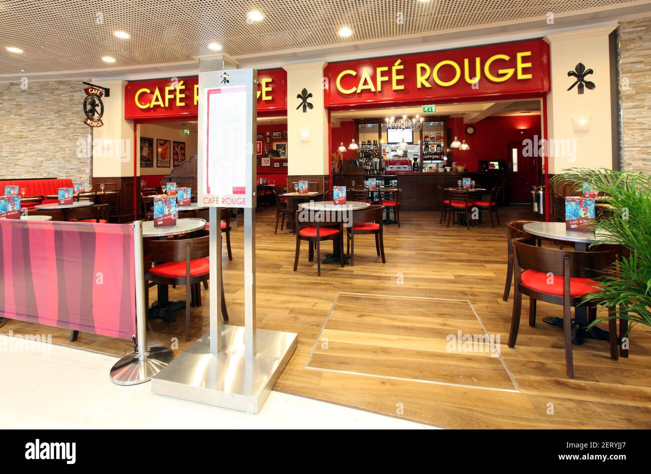 A Cafe Rouge restaurant Stock Photo - Alamy