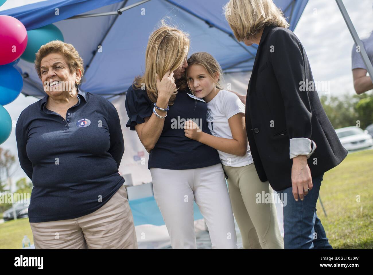 UNITED STATES - NOVEMBER 3: Democratic U.S. House candidates Debbie ...