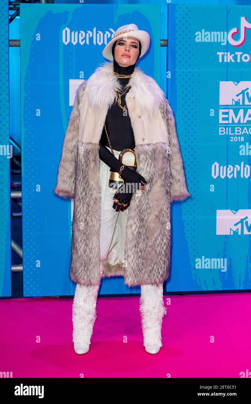 Brisa Fenoy on the red carpet for the 2018 MTV Europe Music Awards at ...