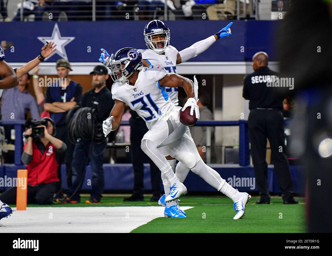 November 05, 2018:.Tennessee Titans safety Kevin Byard (31) gets an ...