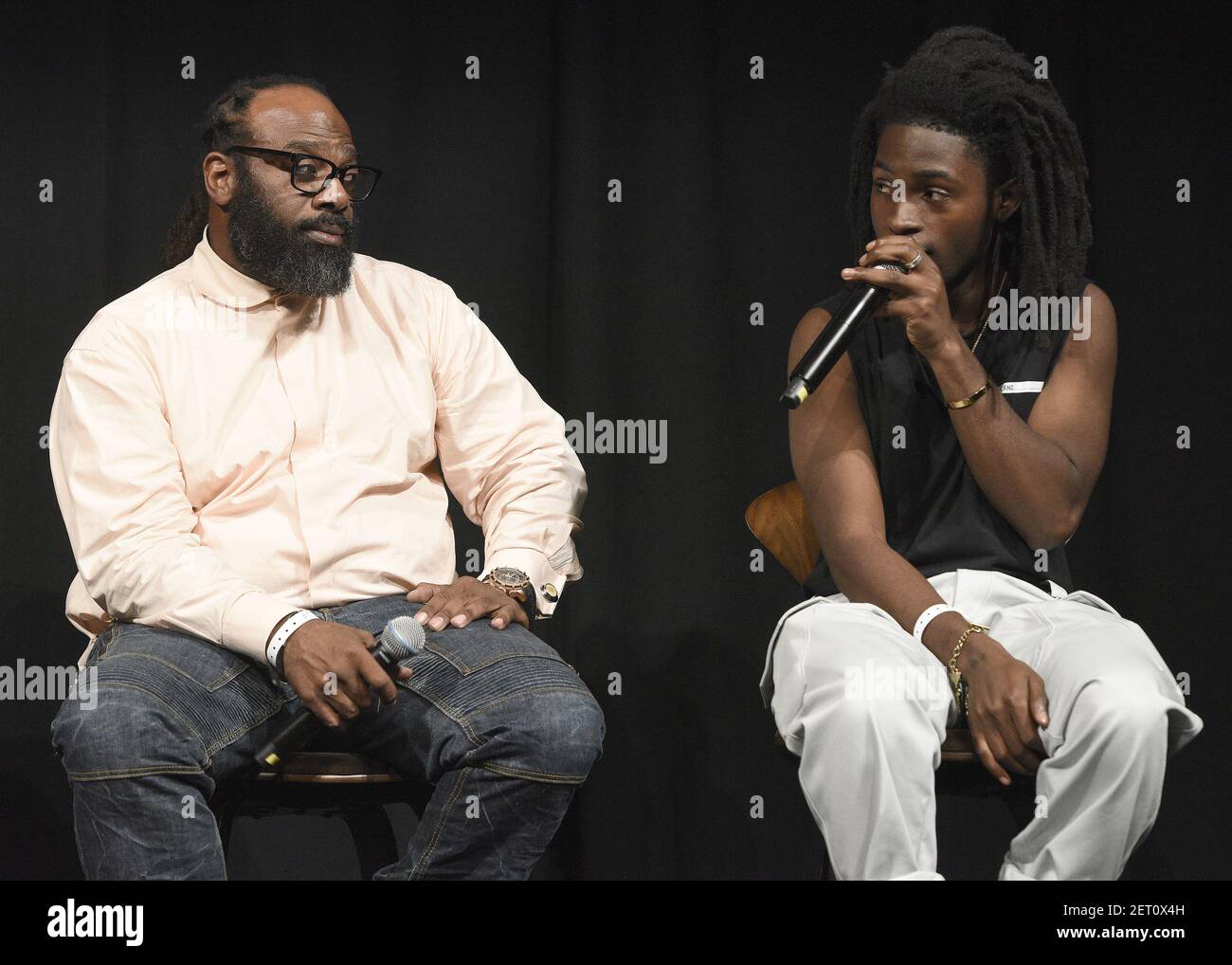 HOLLYWOOD, CA - NOVEMBER 7: Sterling "Scoop" Thornton and Justice ...