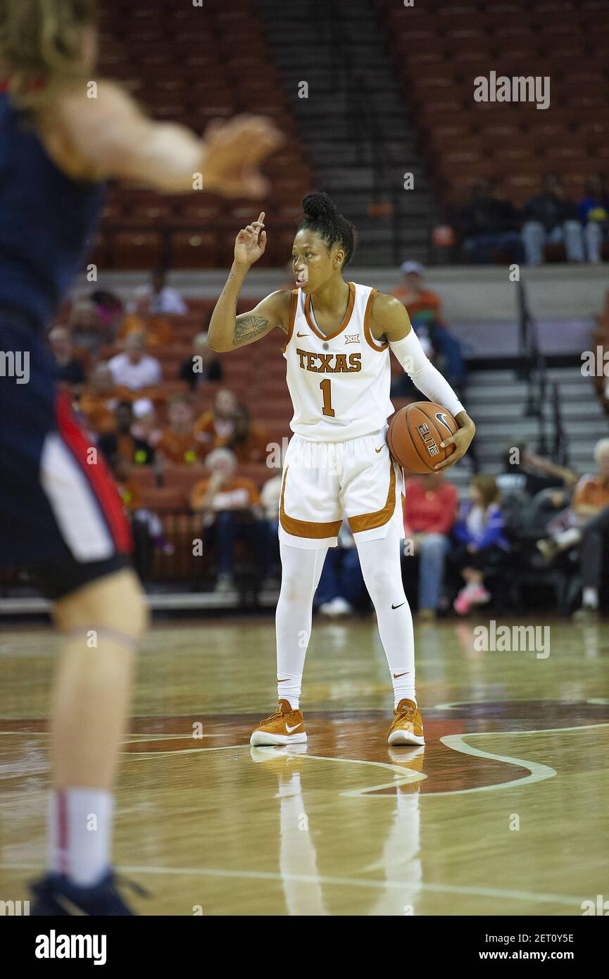 November 08, 2018: Texas Longhorns Sug Sutton #01 in action during the ...