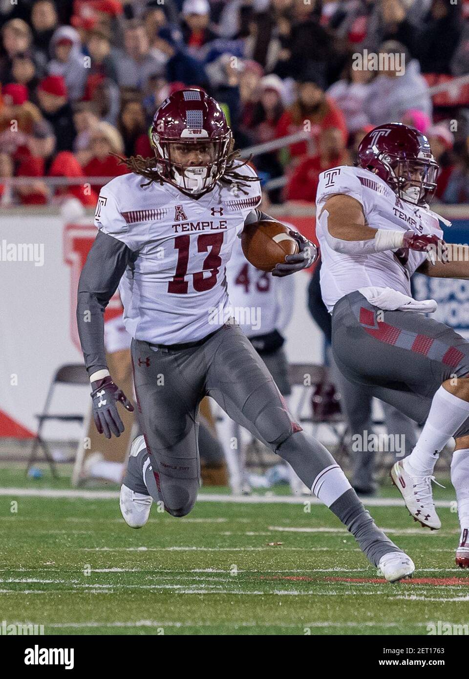 Temple Owls wide receiver Isaiah Wright (13) during the game between ...