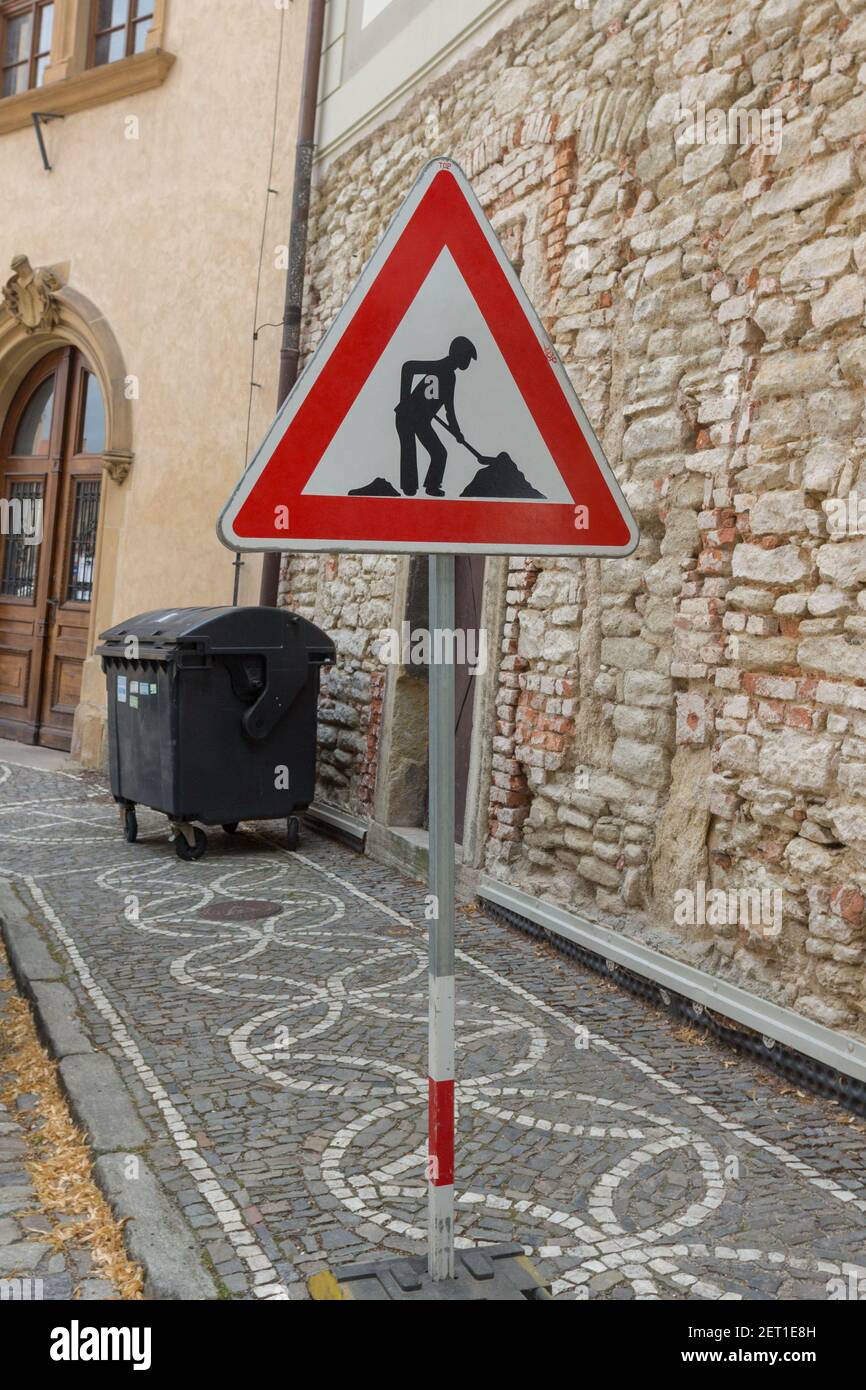 Triangular stop sign hi-res stock photography and images - Alamy