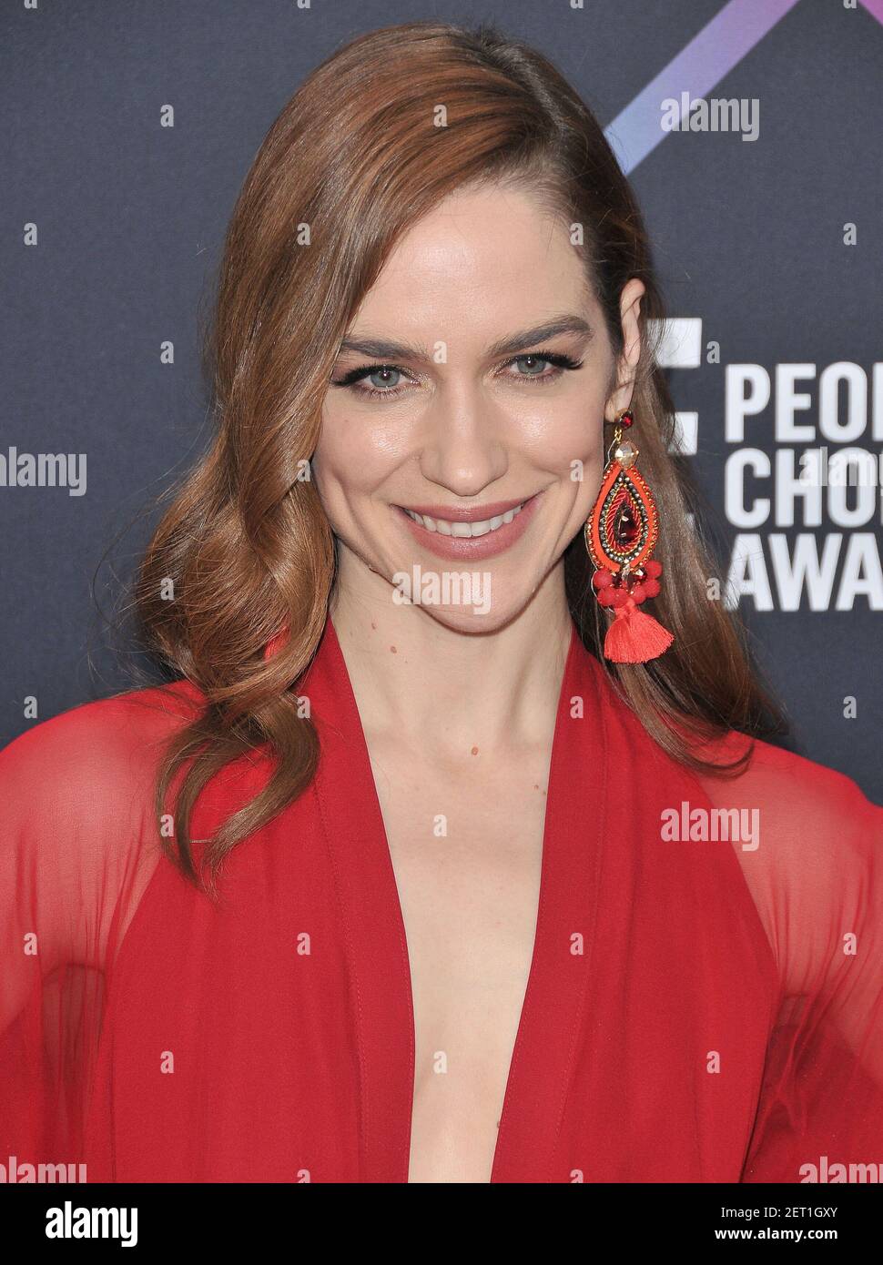 Melanie Scrofano arrives at the 2018 E! People's Choice Awards held at ...