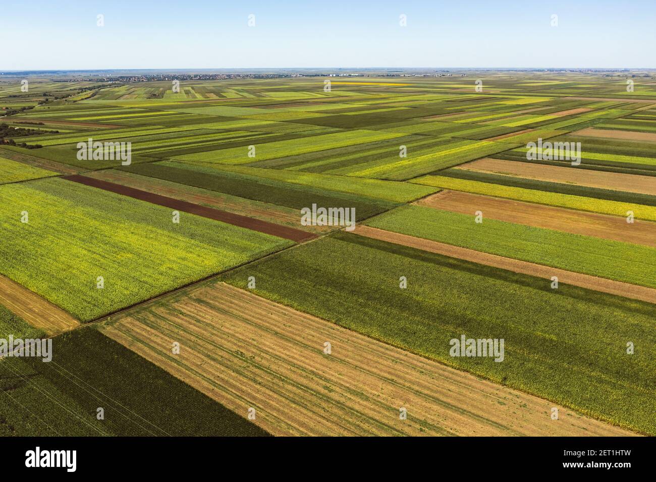 Scenic corn fields hi-res stock photography and images - Alamy