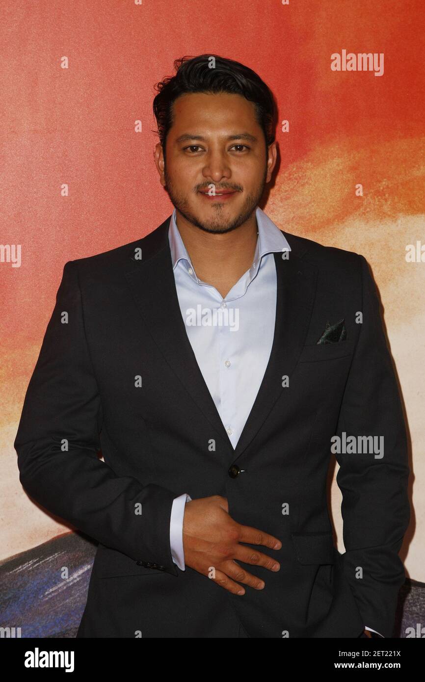 Los Angeles, CA - NOV 14: Edmundo Vargas attends Netflix's 'Narcos ...